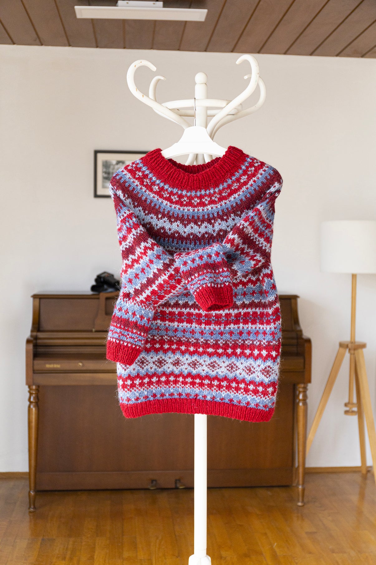 Icelandic Lopapeysa Sweater Knitting Pattern • Foss Striped Yoke Pullo ...
