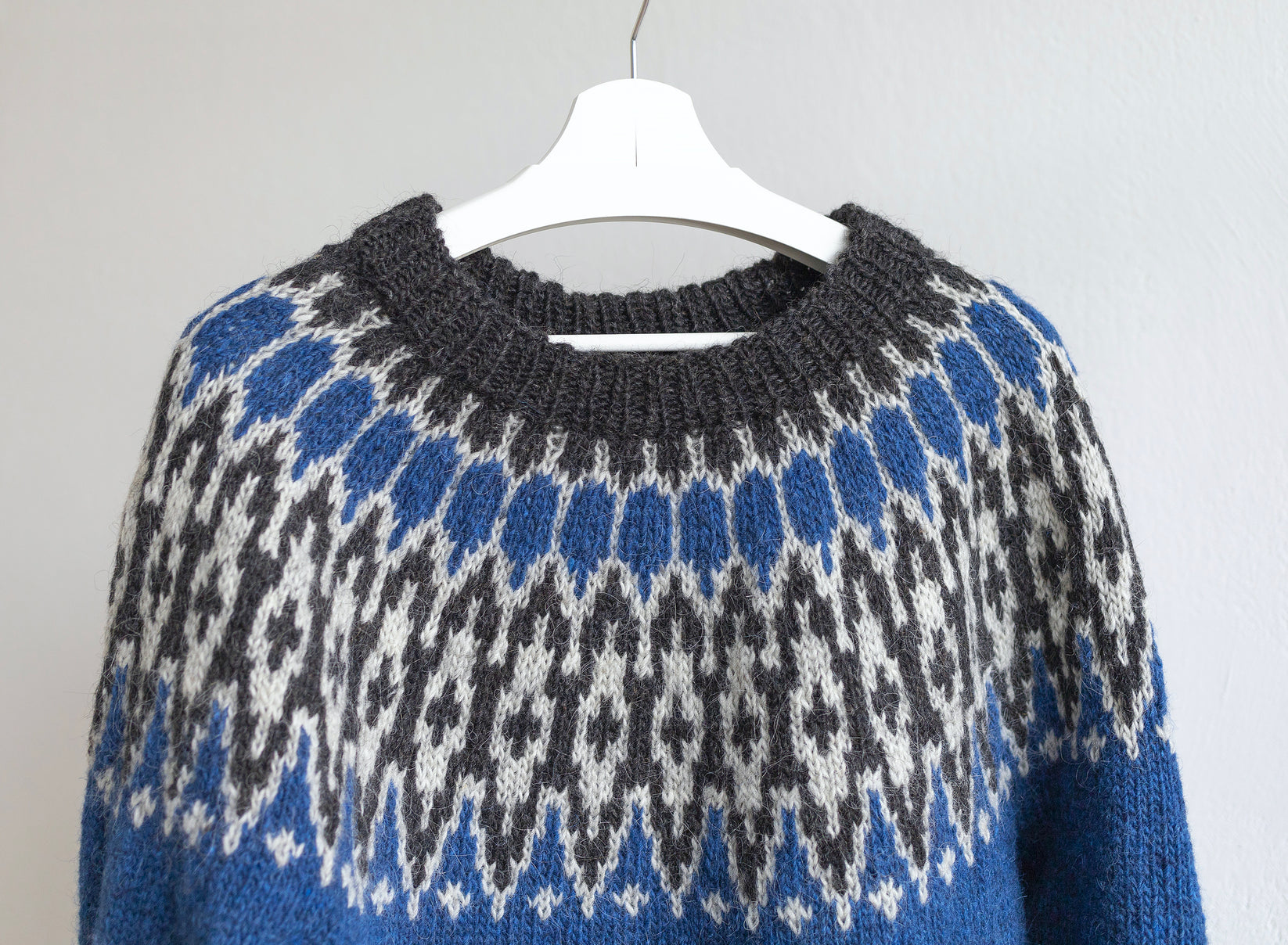 ODIN Icelandic Lopapeysa Sweater Knitting Pattern – Olga Begak Art & Design